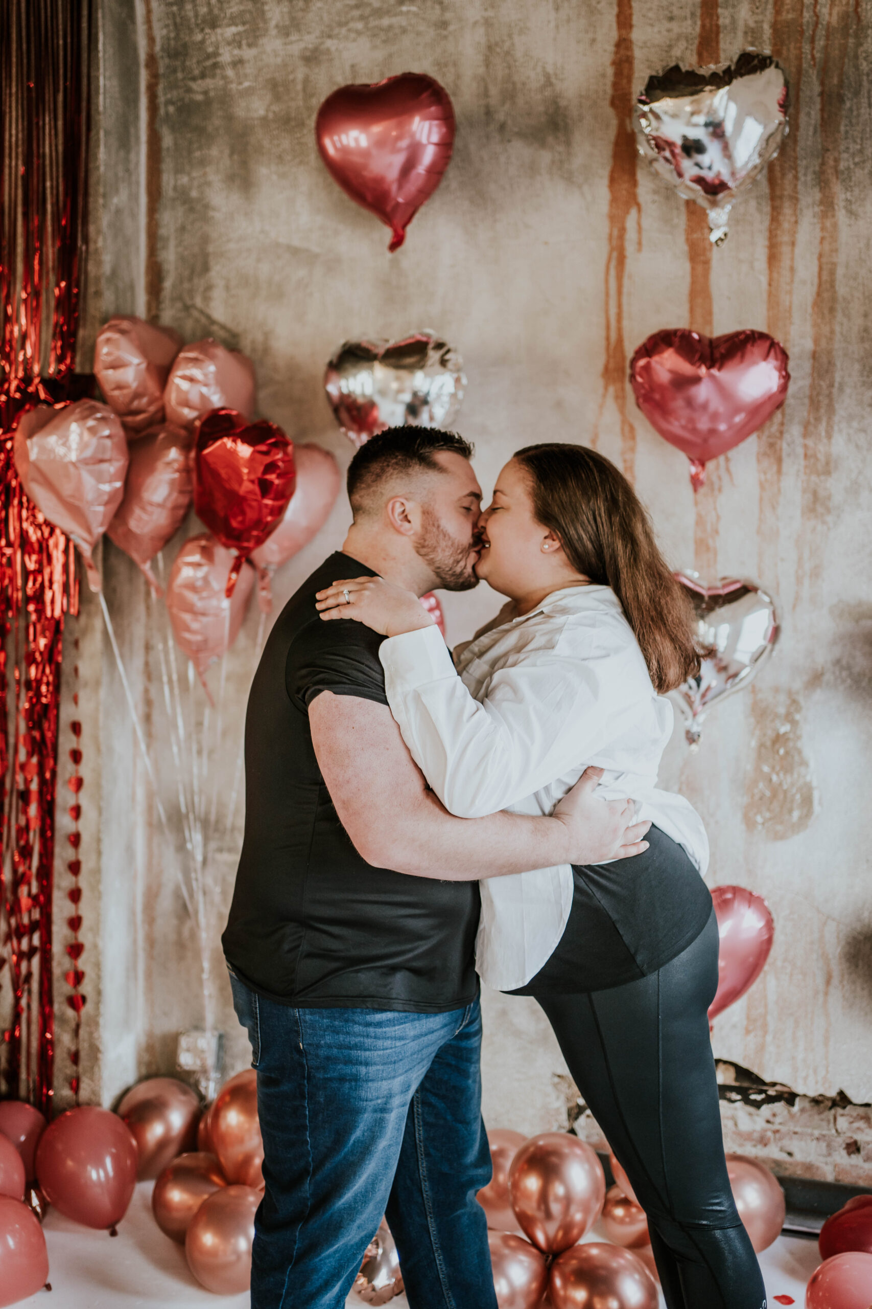 Valentine’s Day Couples Photoshoot | lumierephotographie.com